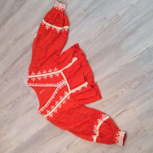 Free People | Tops | Free People Red Lace Bohemian Top Huge Puff Sleeve ...